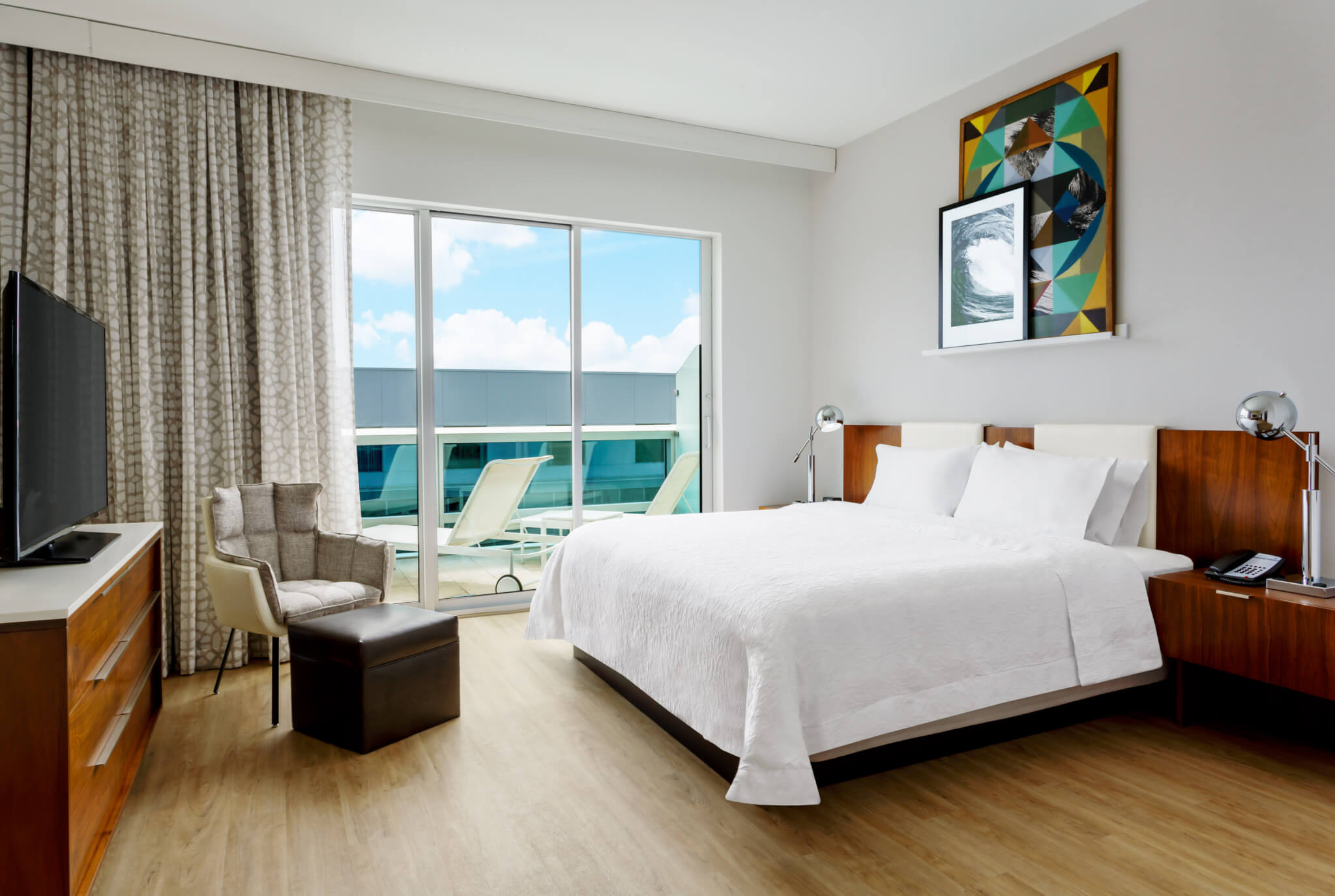 Hampton Inn & Suites – alignfurnishings